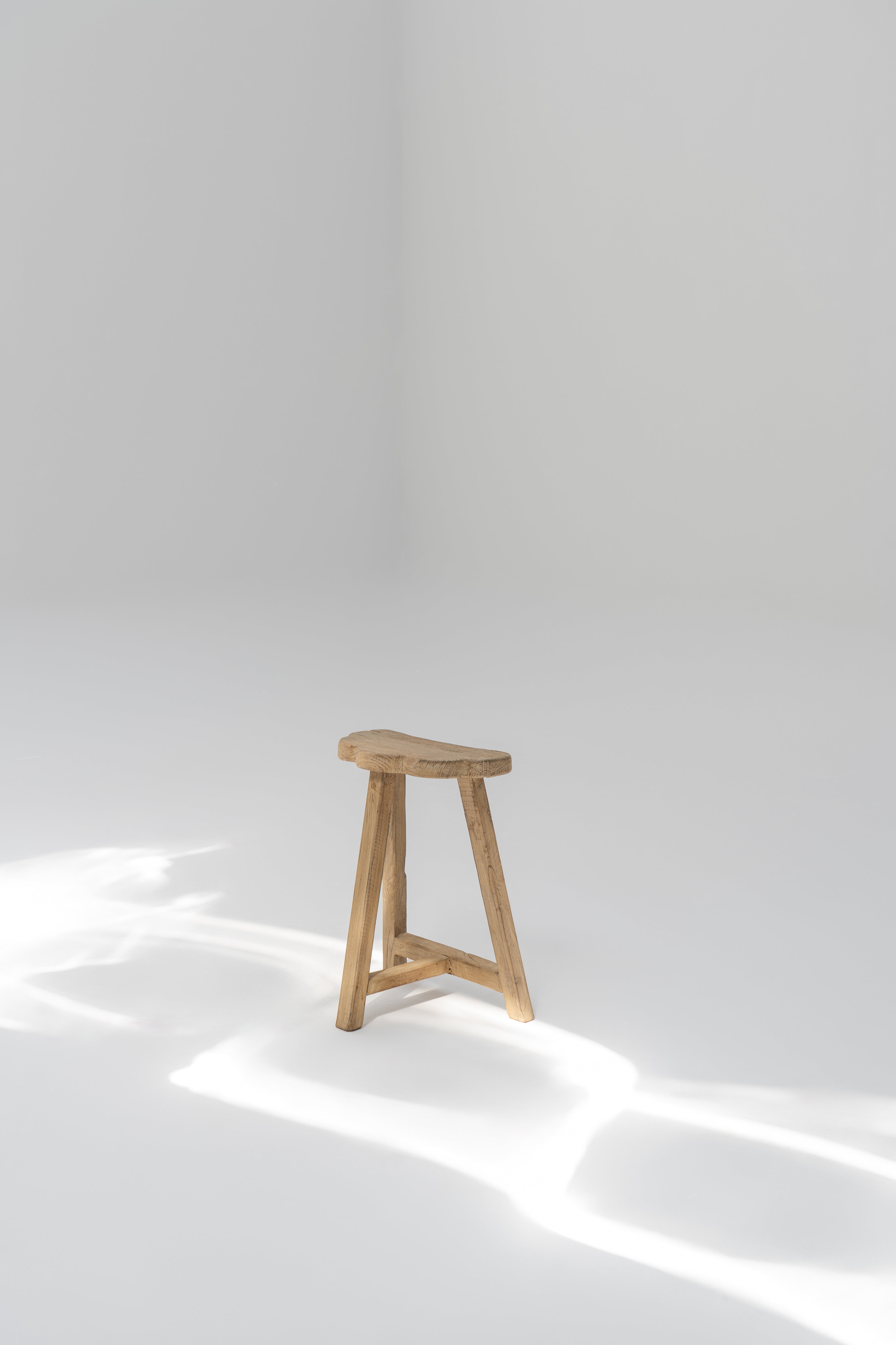 Cecilia | Flower stool – Maison Aimee